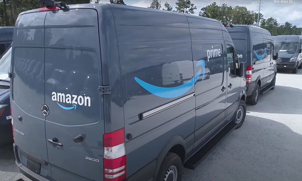 Amazon es el mayor cliente de vehículos eléctricos de Mercedes-Benz ...