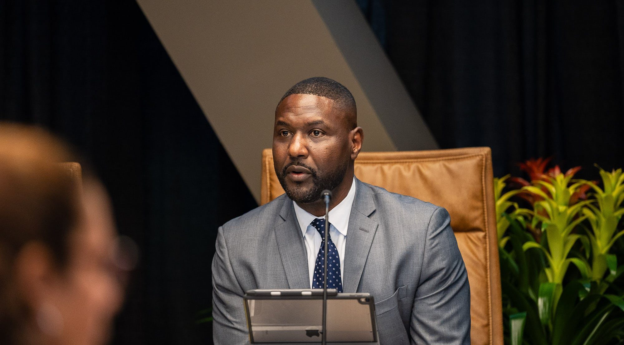 DeSantis nombra a Glen Gilzean como supervisor de elecciones del ...