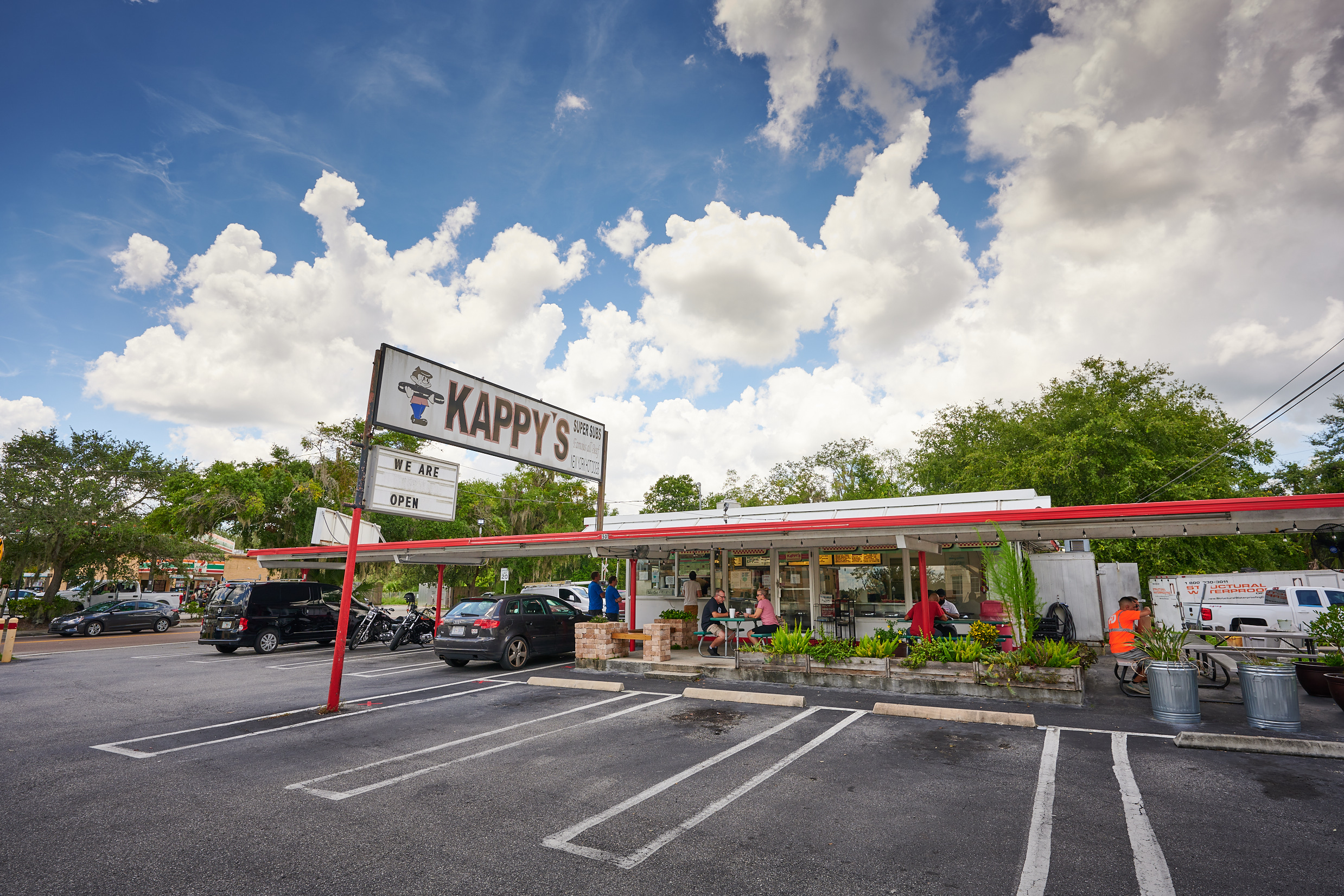 Kappy's Subs volverá a abrir sus puertas - 15 minutos